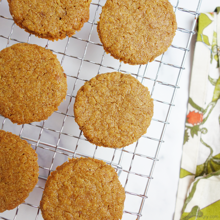 3 Ingredient Flax Cookies (Vegan) | powerhungry®