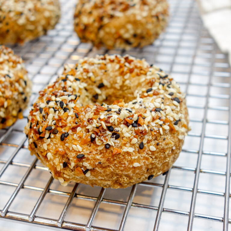 White Bean Protein Bagels (13 grams each) | powerhungry®